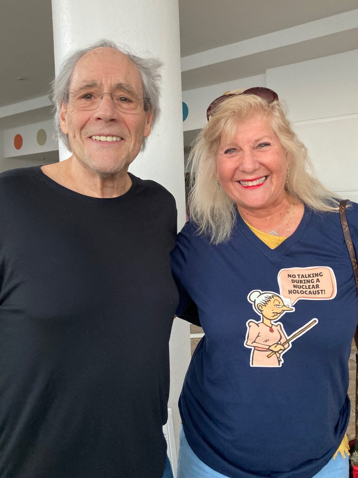 The Difference Between a FAN and a GROUPIE -Let Me Take You on a Sea ...